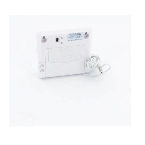 White Vwr Traceable Triple Display Thermometer At Best Price In Bengaluru