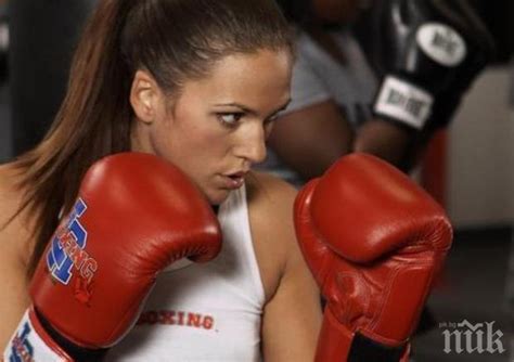 И петте ни боксьорки готови за медали от световното Информационна агенция ПИК