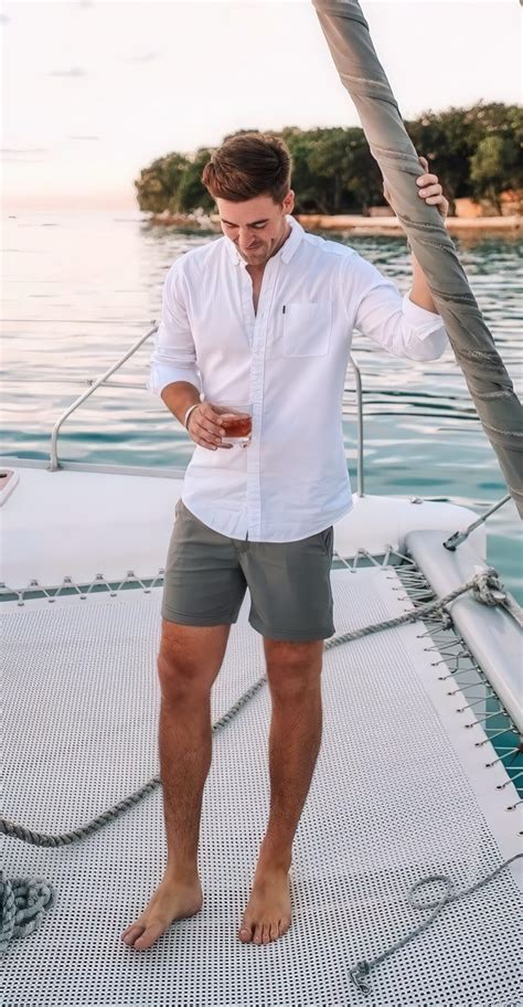 49 Relaxed Yet Stylish Men Vacation Outfits Styleoholic