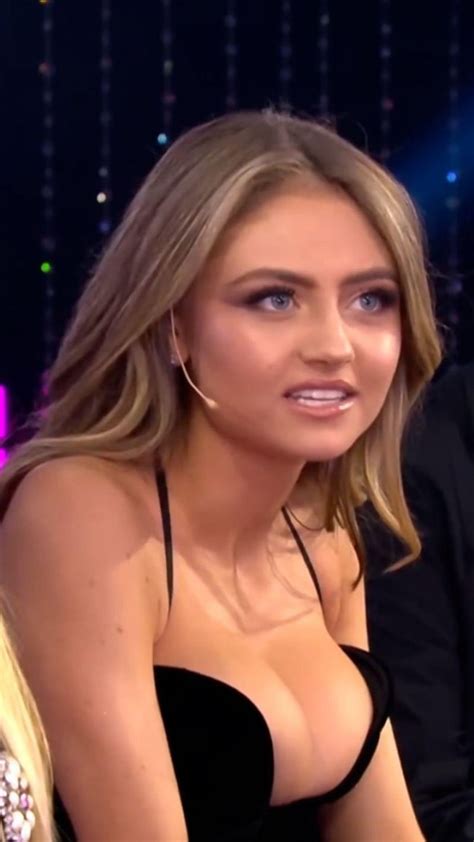 Leni Klum Bursting Out Rhottvceleb
