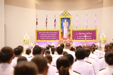 Nbt Connext จังหวัดสงขลา ประกอบพิธีถวายเครื่องราชสักการะวางพานพุ่มและพิธีจุดเทียนถวายพระพรชัย