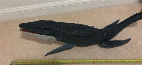 Jurassic World Real Feel Mosasaurus Action Figure Multicoloured