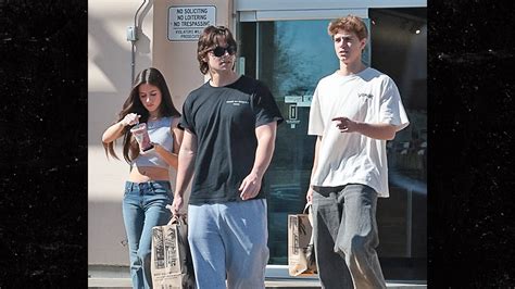 Britney Spears Sons Sean Preston And Jayden James Seen Out On Grocery Run