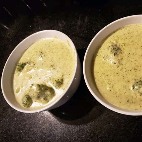 Erins Cheesy Broccoli Soup Recipe