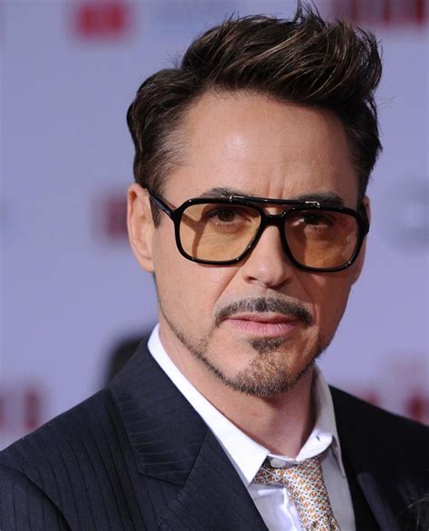 How To Choose Glasses That Suit Your Face Shape Robert Downey Jr