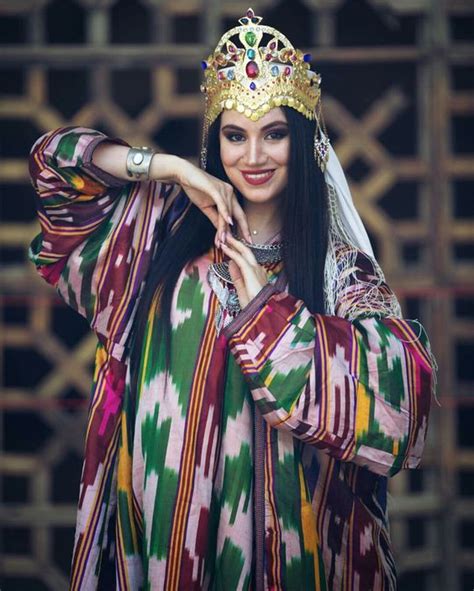 Milliy Adras Yarashgan O Zbegimning Qizlari Odam Uz Odamlar Uchun Veb Sayti