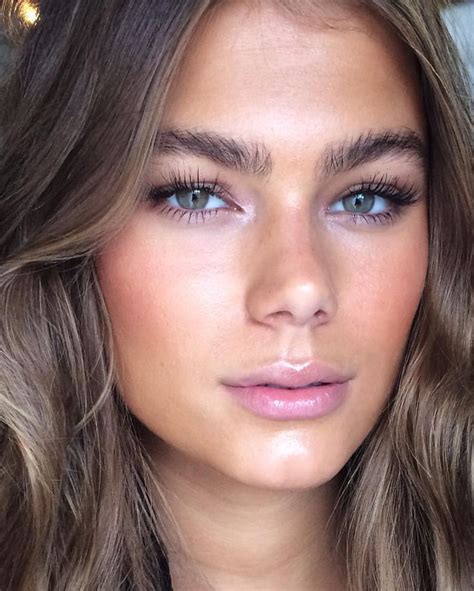 Ide Terkini 48 Natural Glowy Makeup