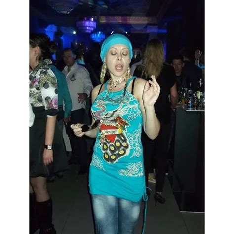 Вулева се завърна