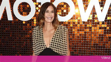 Teri Hatcher Pole Dance Dildos E Vibradores A Ferver Vidas
