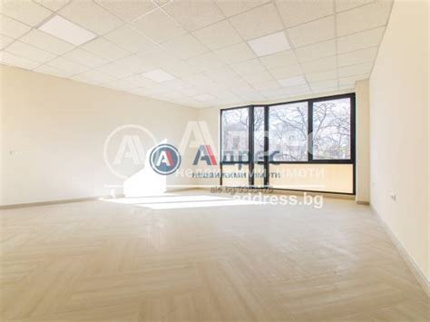 Офис Бургас Център 117 кв м 1800 лв Офис Друго 117 кв м Междинен етаж Магазини Оф