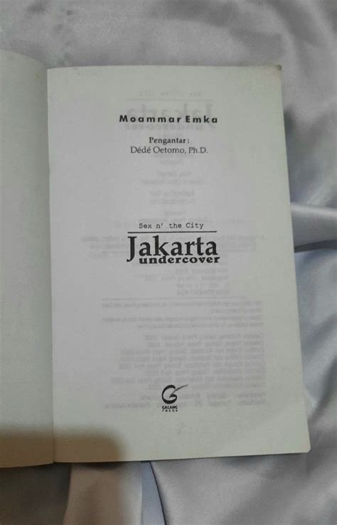 Buku Bacaan Jakarta Undercover Sex N The City By Moammar Emka Preloved Buku And Alat Tulis