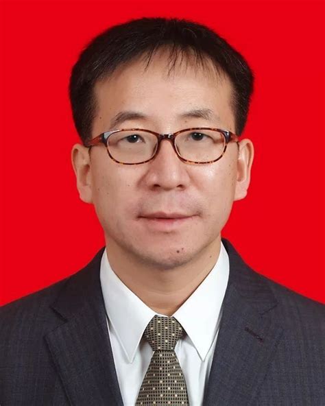 李晓龙图册 360百科