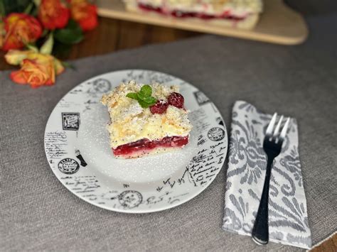 Raspberry Cake Pudding Raspberry Cake Pudding