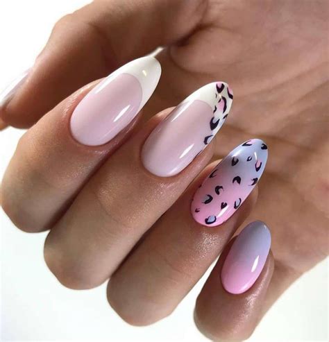 Нежный летний маникюр на миндаль 28 фото картинки Modnicaclub