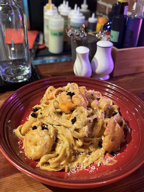 다운타운 밴쿠버 잉글리시 베이 일식 퓨전칵테일 맛집 Noahs Cafe 은대구 튀김 And 우니 크림 파스타 네이버 블로그