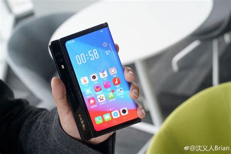Oppo S Foldable Phone Has Been Shown Off Sort Of