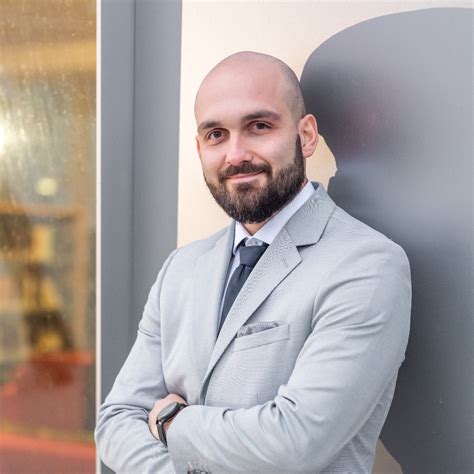 I Want The Color To Change To Green If Checkbox Is Checked And Stay Red If It Is Not