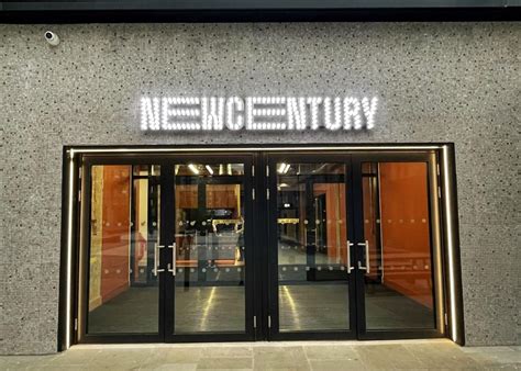 Gallery New Century Food Hall Opens In Manchester Place North West