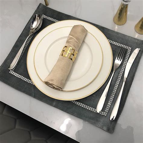 Тарілки купити у магазині Посуд Юг