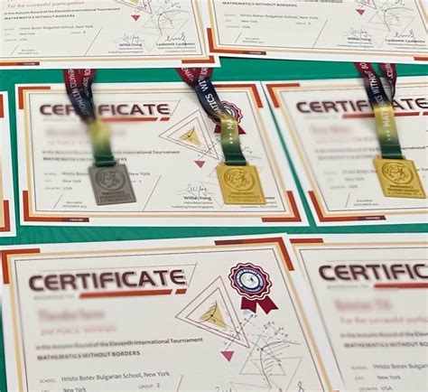 Младите математици от Българско училище „Христо Ботев“ Ню Йорк спечелиха 8 медала от първия