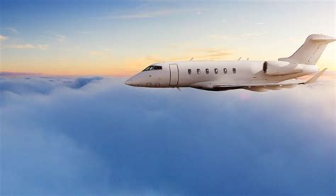 What Is A Cloud Ceiling And How Does It Impact Aviation