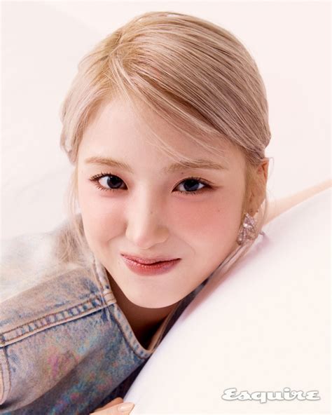 만 스무 살을 맞이한 엔믹스 지우 첫 개인 화보 공개 에스콰이어 코리아