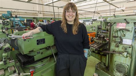 Alba Tornera Fresadora «entrei No Obradoiro E Aínda Recordo Como