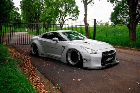 Lb Works Gtr Complete Body Kit Ver 2 Frp Lb06 02 Liberty Walk Europe
