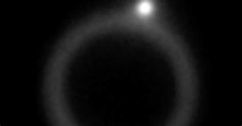 A Surprising Way To Trap A Microparticle Northwestern Now