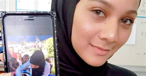 Langkawi Girl Sells Ice Cream On Motorcycle Video Goes Viral New