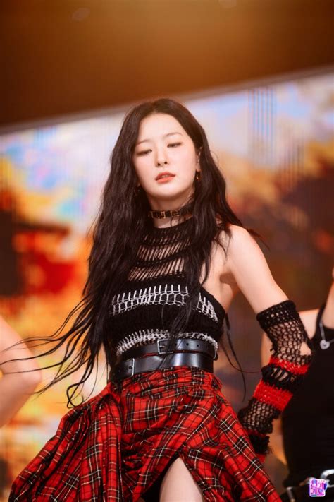 솔로 비주얼 홀터넥 레드벨벳 슬기