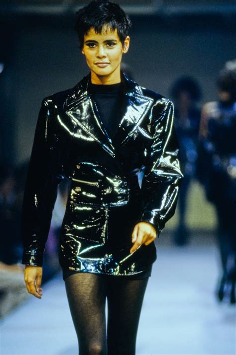 더쿠 알라이아 1990 가을 레디투웨어