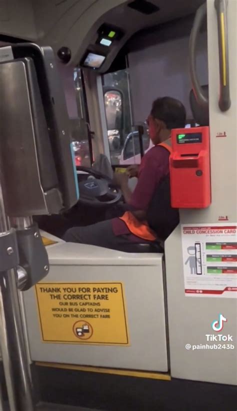 Smrt Bus Captain Suspended For Eating And Looking At Phone While Driving On Expressway Goody Feed