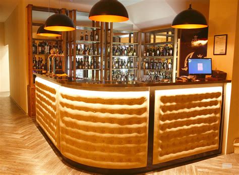 სცადეთ უგემრიელესი ქართული შიშ ქაბაბი თბილისში რესტორან ხინკლის სახლი დიდი რუკა ალკოჰოლური