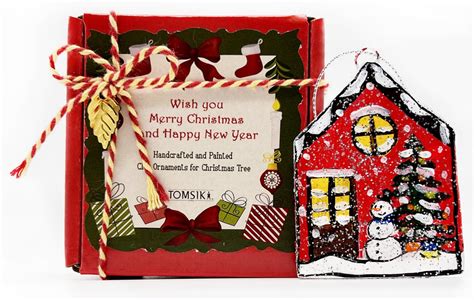 ტომსიკა ნაძვის ხის თიხის სათამაშო სახლი 4 X 6 სმ Veli Store