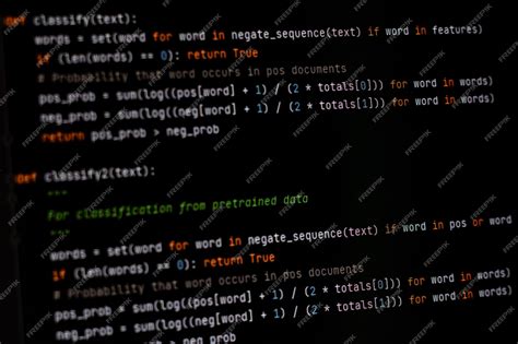 Разработчик Python Java Script Html Css исходный код на экране монитора написание скрипта