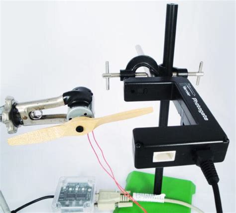 DC Motor Control Experiment From Engineering Projects With NI LabVIEW And Vernier