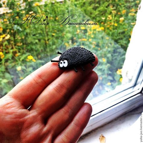 Лепим забавную брошь из полимерной глины Мастер Классы в журнале Ярмарки Мастеров Брошь