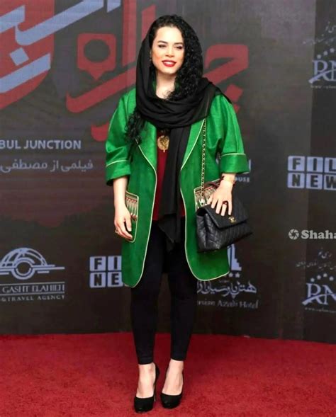 مهراوه شریفی نیا چه بی امان از خواهرش زیباتره؛ رفته خارج چرا انقدررر