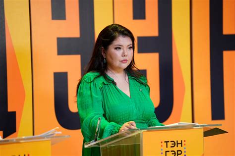 М НАРАНТУЯА НАРА Шинэ гишүүдэд сургалт ороход өвчтэй байж таарсан учир