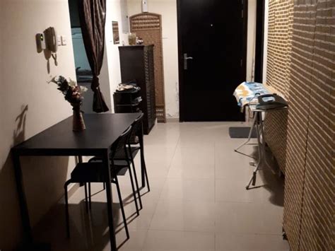 Room With Partition Available For Girls In Lake City Tower Cluster D Jlt Dubai Aed 1300 Per Month