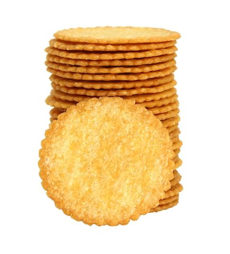 Premium Photo Stack Round Cracker Isolated On White Background