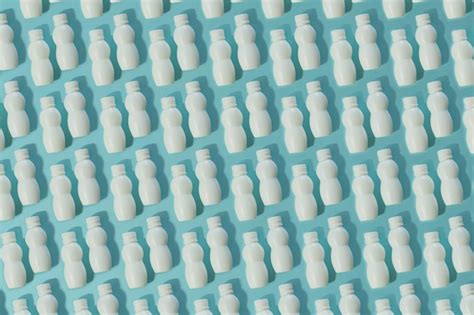 흰색 플라스틱 용기 재활용 개념 프리미엄 사진