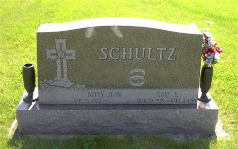 Gale E Schultz 1929 1991 Find A Grave Memorial