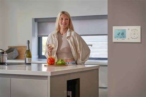 Danfoss Programmer FP V Channel Programmer V UK Plumbing