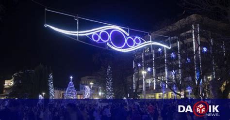 Започна монтирането на коледната украса в Стара Загора Dariknews Bg