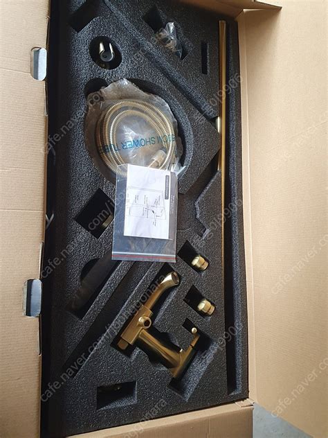 해바라기 샤워기 And 8인치 매립형 수전 새재품 판매합니 주방가구 중고나라