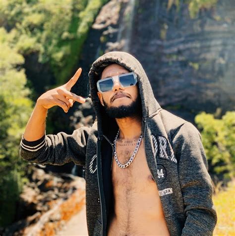 Mrrd ජීවිතේ ඔය ප්‍රශ්ණ ගොඩයි Dinuh Mrrd Shooting Time 🎥 Singha Films Foto Lk මේ දවස්