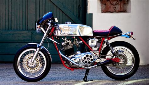 Cafe Racer Special 1975 Norton Commando 850 Bike Urious