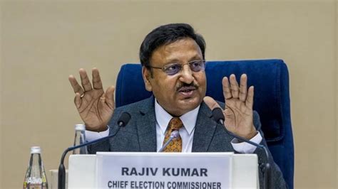 Social Media Platforms Why Dont Block Fake News Says Cec Rajiv Kumar यह पहले बीमारी फैलाने और